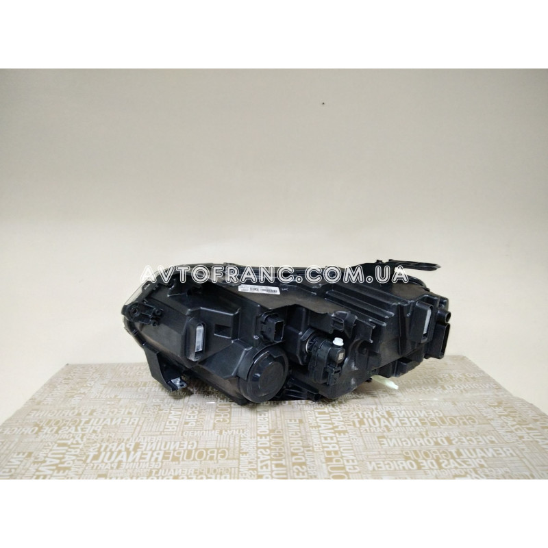 Фара права Renault Duster 2 (2023-2024) Оригінал 260103389R