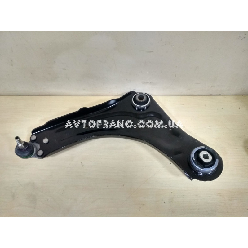 Важіль лівий Renault Fluence (2009-2016) Оригінал 545016101R