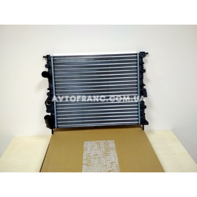 Радіатор охолодження двигуна Dacia Logan (2004-2008) Оригінал 7700838134